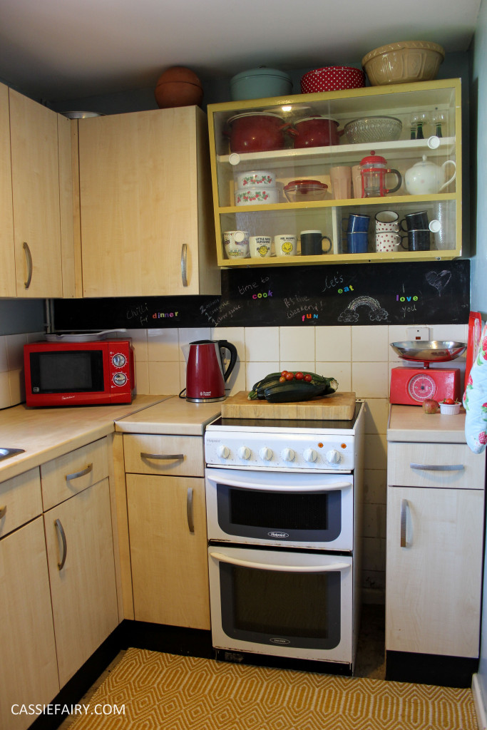 My mini kitchen makeover – Bring me sunshine + chalkboard DIY | My ...