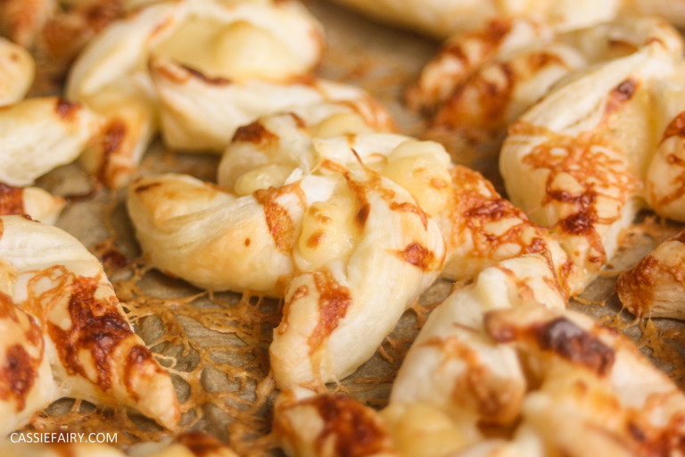 Cheesy Christmas stars & party snacks hacks | My Thrifty Life by Cassie ...