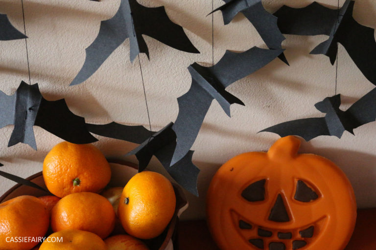 DIY thrifty Halloween decorations – flying paper bats garland | My ...