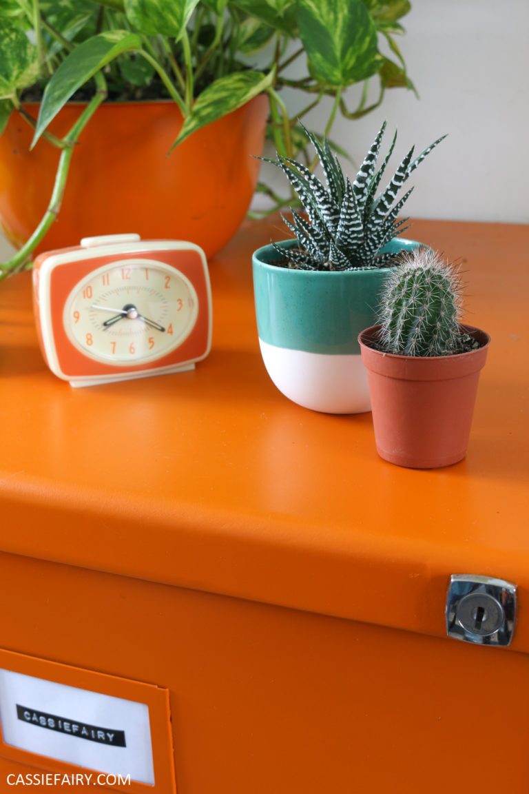 Step-by-step DIY: How to upcycle a rusty old metal filing cabinet | My ...