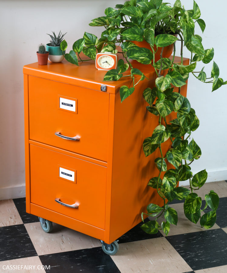 Step-by-step DIY: How to upcycle a rusty old metal filing cabinet | My ...
