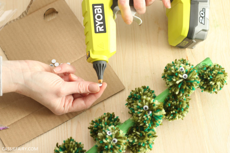 How to make a funny stalk of sprouts Christmas decoration | My Thrifty ...