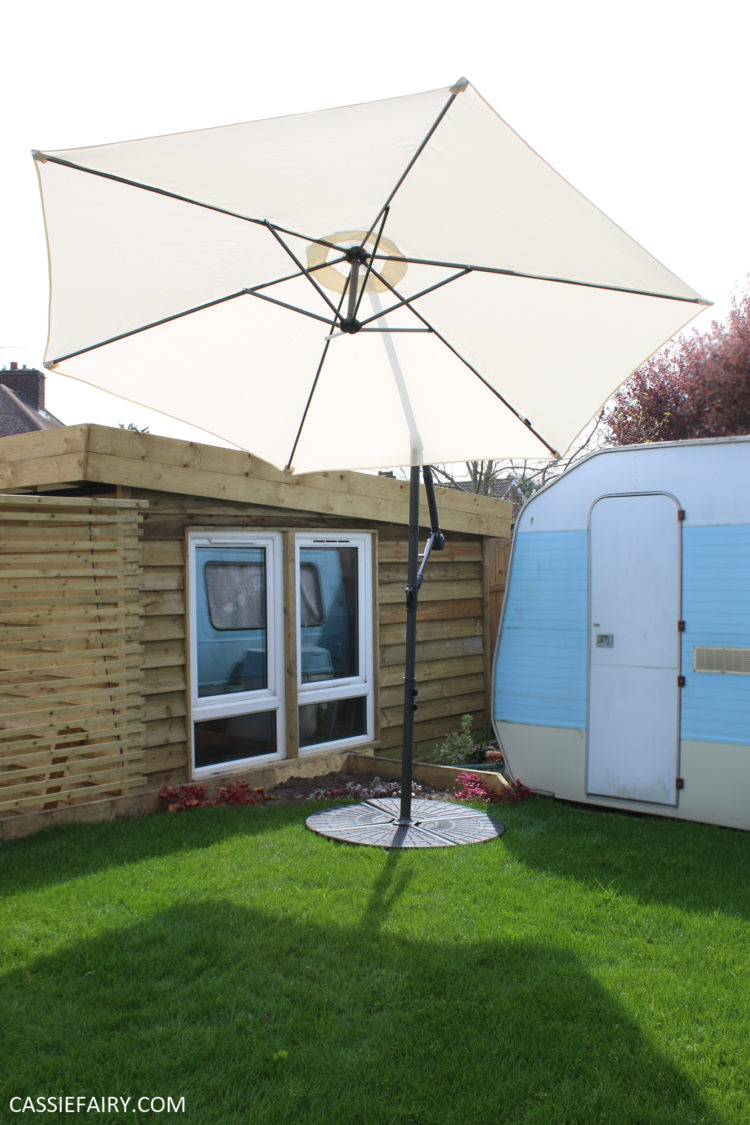 Bringing a touch of shade to my garden with a banana parasol | My ...