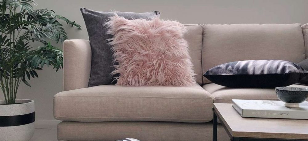 Take one neutral sofa – how to style your living room 6 different ways ...