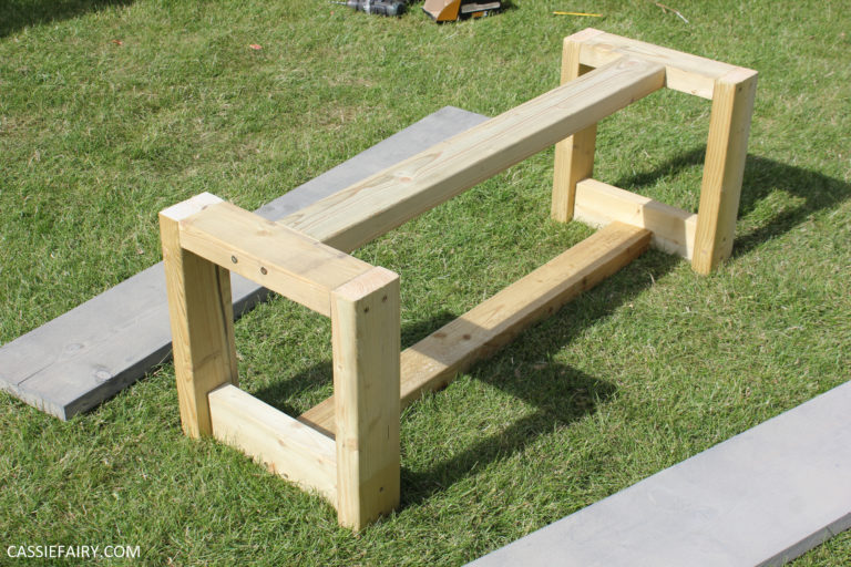 How to DIY rustic garden benches using upcycled scaffold boards | My ...