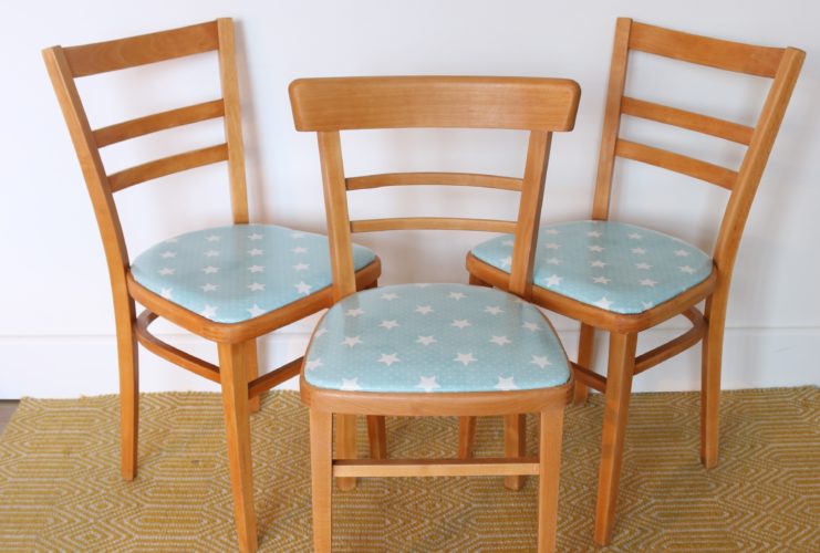 Step-by-step video to restore & reupholster vintage kitchen chairs | My ...