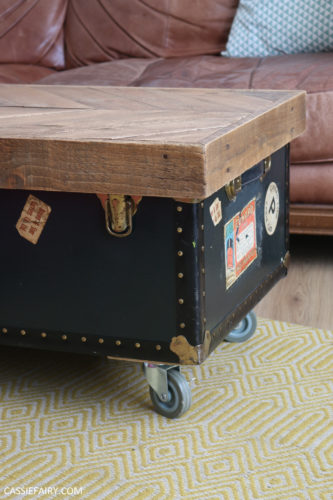 How to upcycle a pallet & charity shop trunk into a storage coffee ...