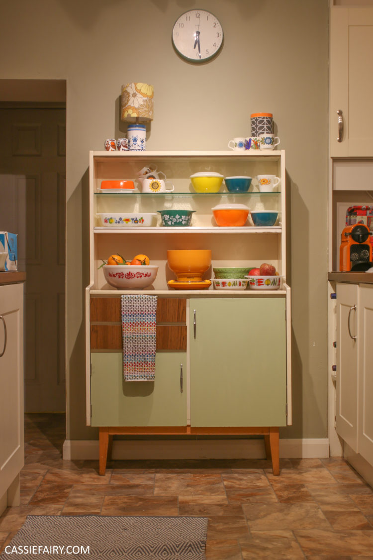 Why vintage patterned Pyrex is perfect for dishing up festive meals ...