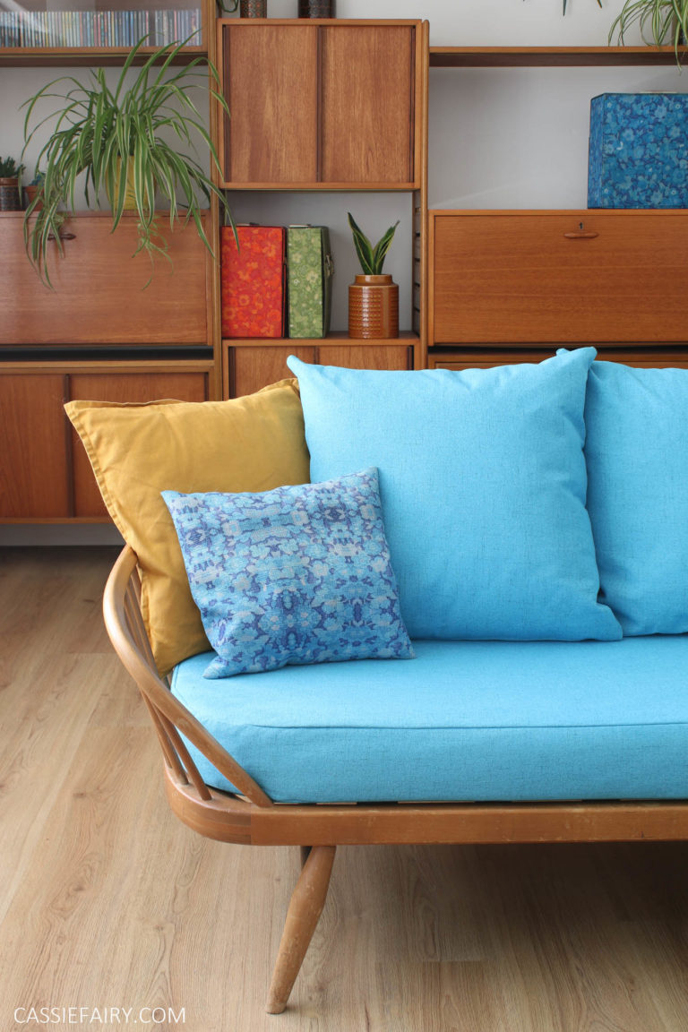 How to sew new sofa covers and cushions for an Ercol studio couch | My ...