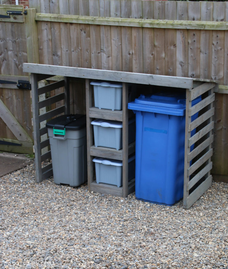 How to DIY a bin store using leftover timber or pallet wood | My ...