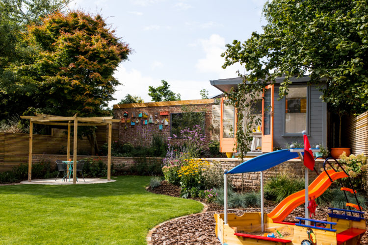 House tour of pattern designer Rachael Taylor’s vibrant home | My ...