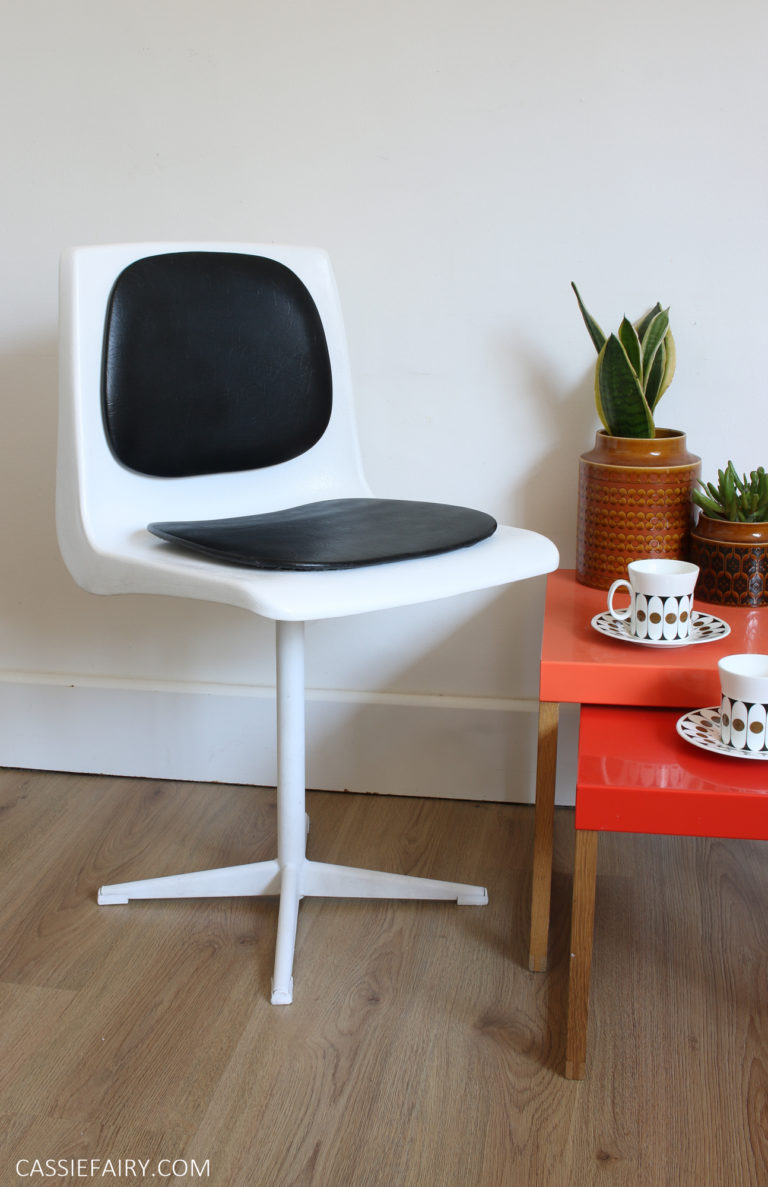 Step-by-step upcycling project: Easy ways to revamp old plastic chairs ...