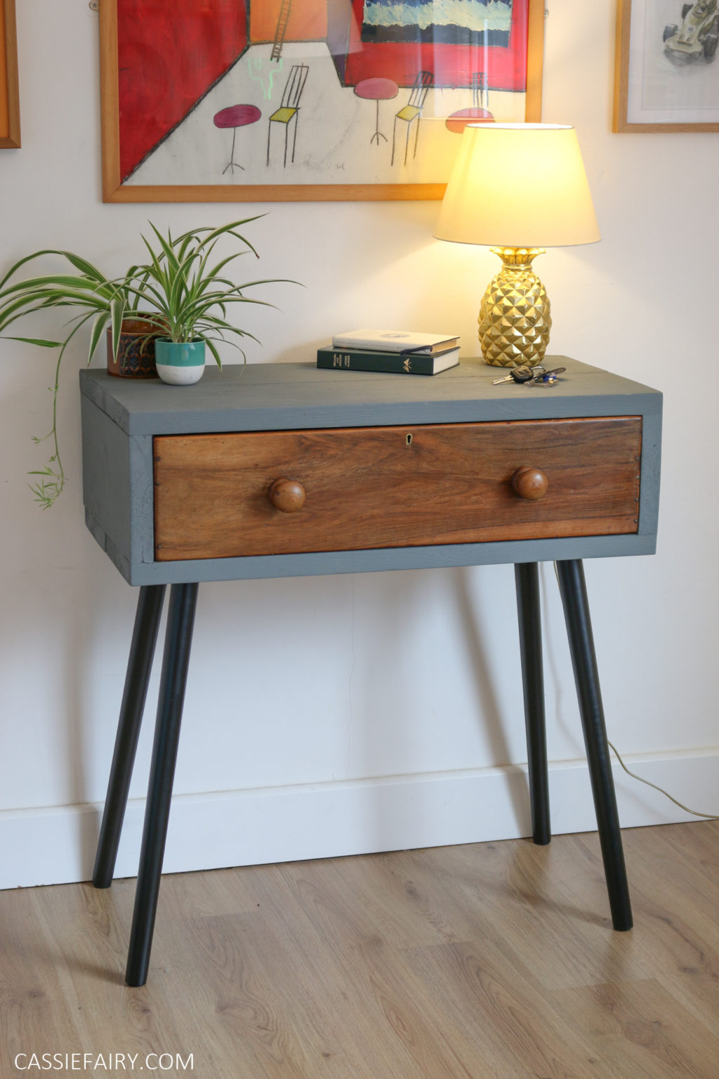 How to turn an old drawer & scaffold boards into a DIY desk or hallway ...