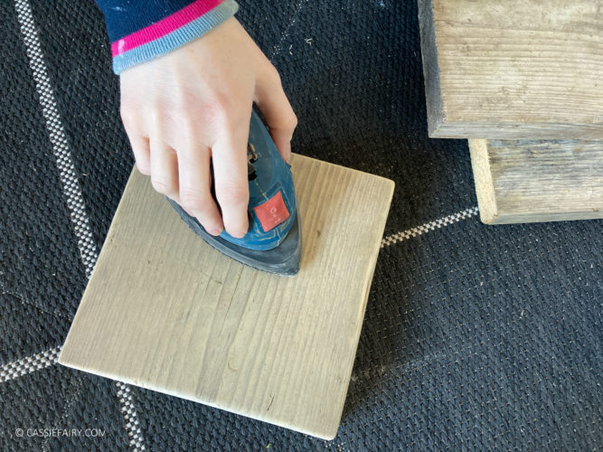 My DIY bathroom: How to build a handy bath-side storage stand for your ...