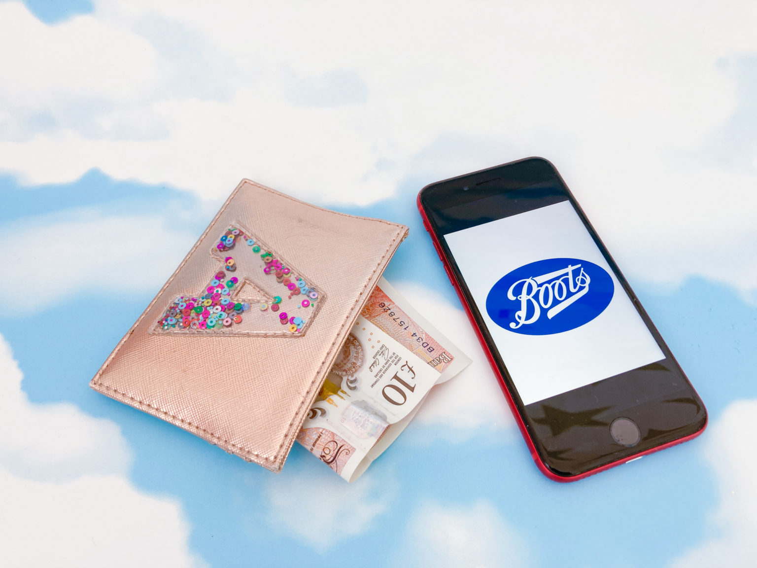 5 Conveniences of modern technology that stop you saving money (& what ...