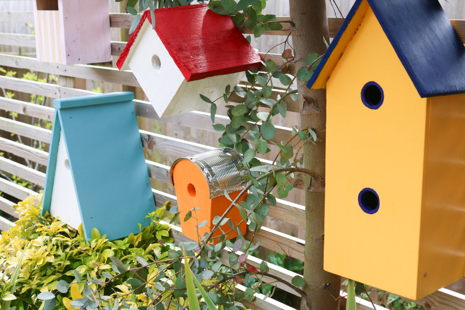 How to upcycle nesting boxes into a colourful cluster of ‘bird ...