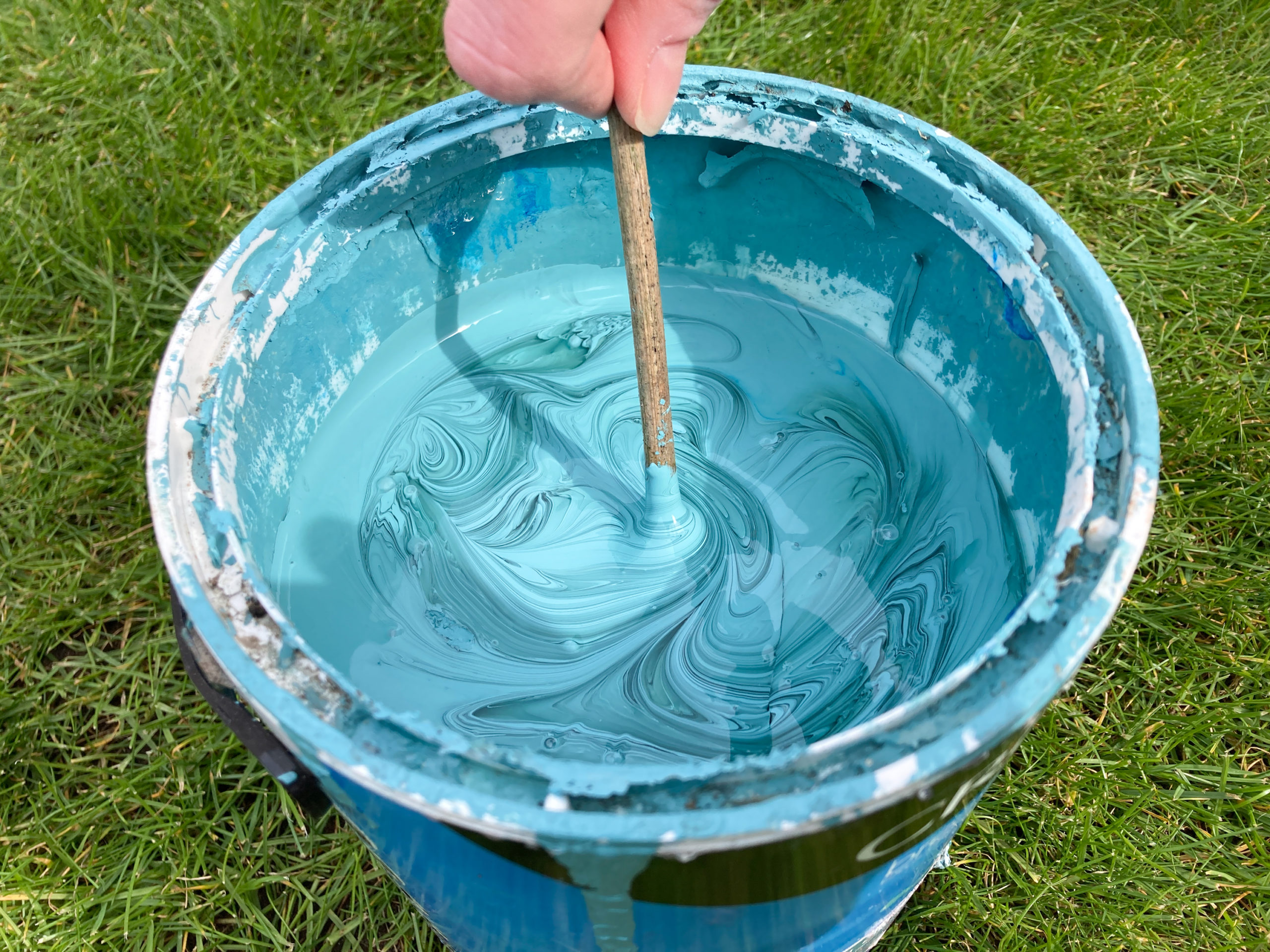 How to DIY a tool silhouette storage board for your shed | My Thrifty ...