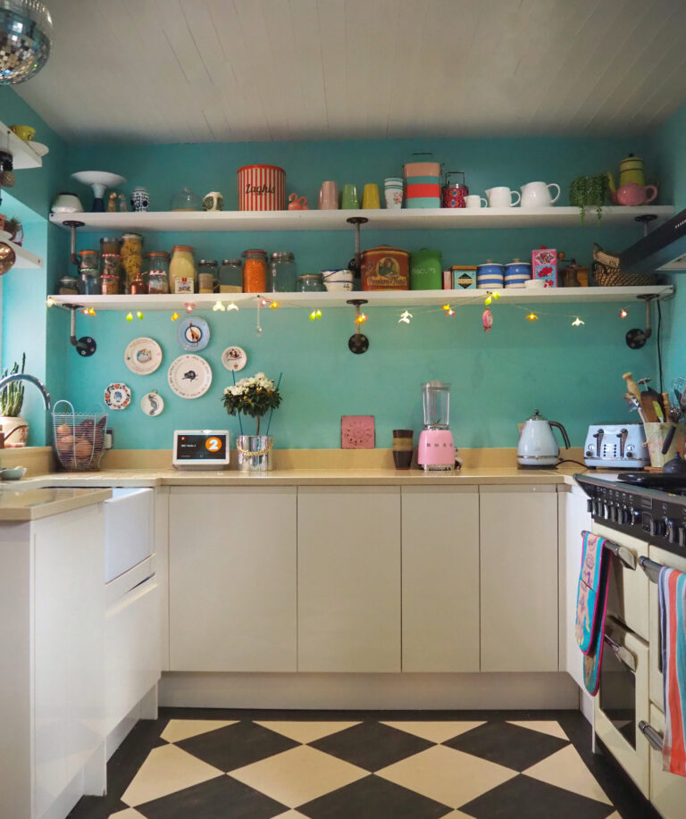 House tour of Hardcastle Towers with ideas for a cosy & characterful ...