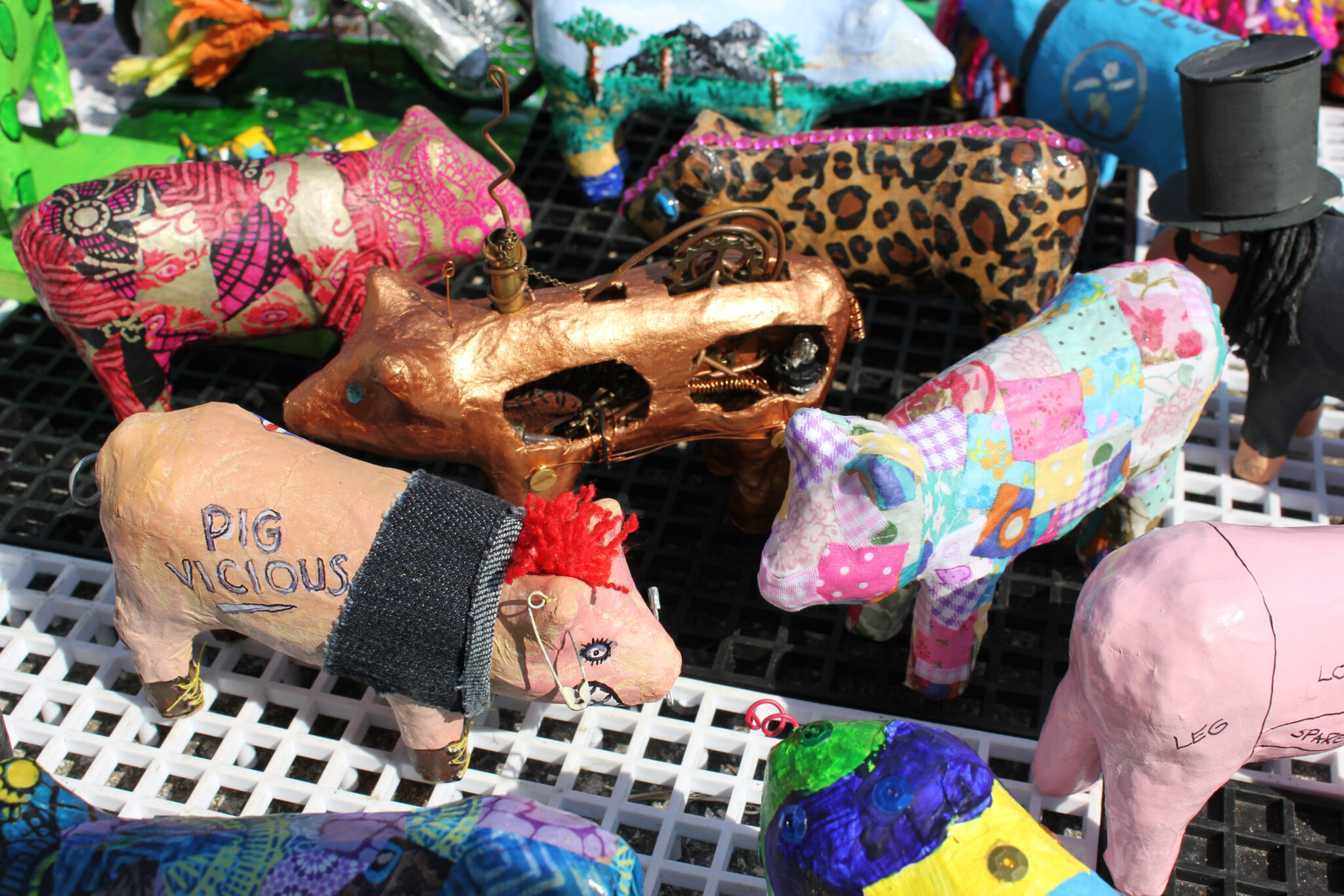 Cheap children's craft activity to keep kids creative during the school ...