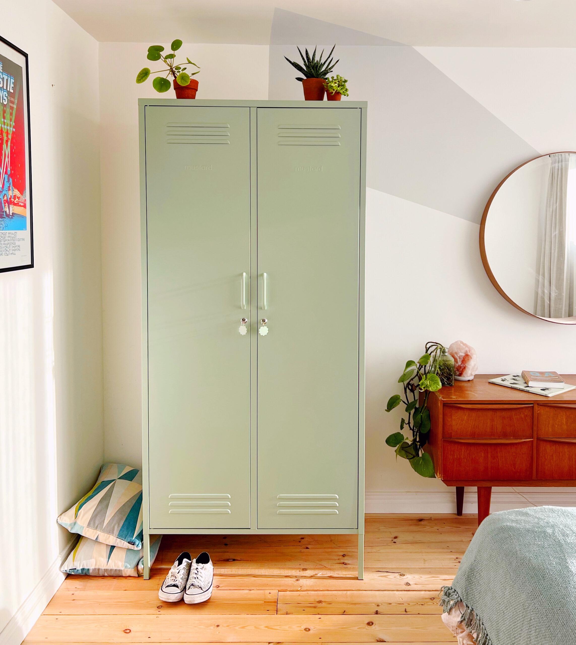 Home tour: Mid-century modern styling in Katie Rowe's peaceful interior