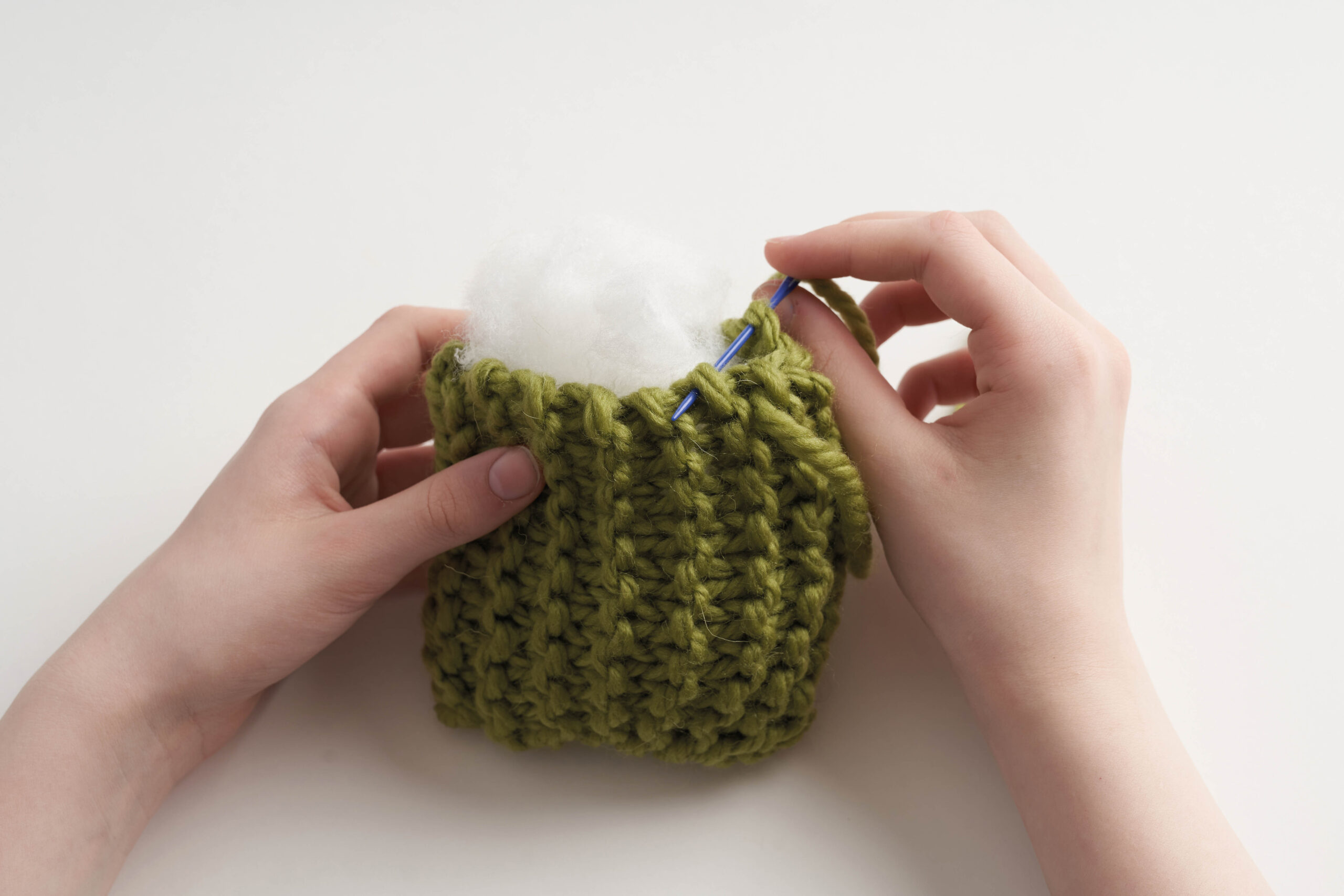 Kid's knitting project: How to knit a frog friend